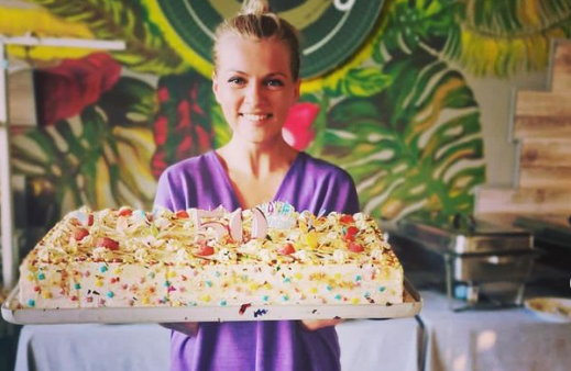 Părinții lui Dragoș Bucur au făcut nunta de aur. Ce surpriză le-a făcut ...