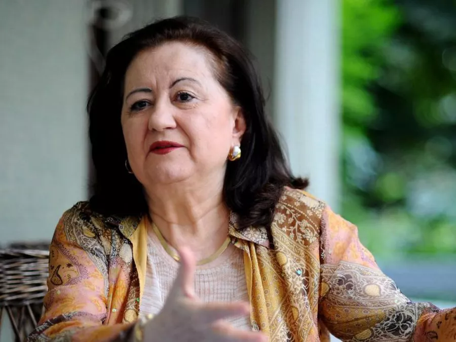 Înmormântare de lux pentru Mioara Roman. Sicriul va fi transportat de o ...